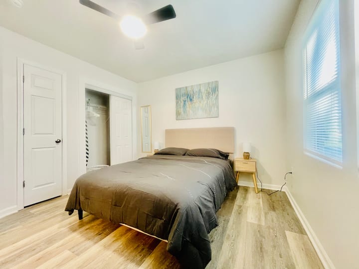 Peaceful 1br Near Hospitals | Long Stay Welcome - 溫斯頓-塞勒姆