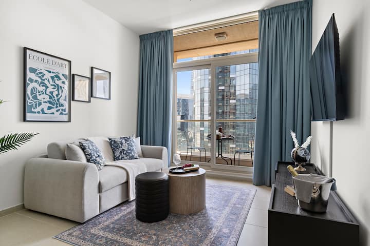Sophisticated 1br W/ Canal View - Al Reem Island - Abu Dhabi