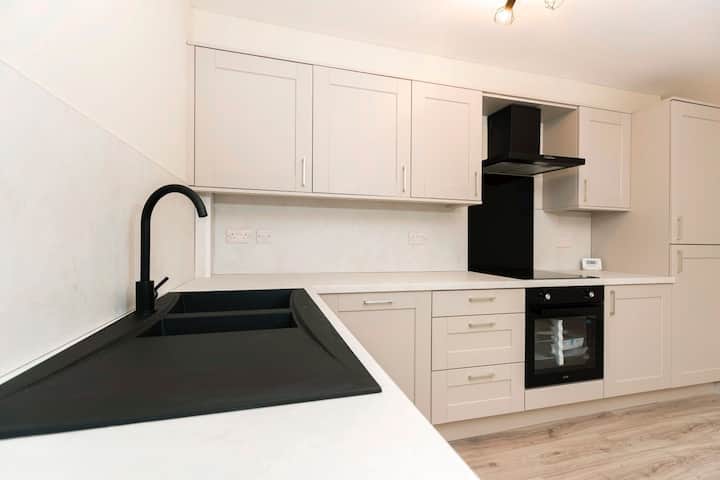10%off Modern Home 4br | Near Northrd Stn. |St - Darlington