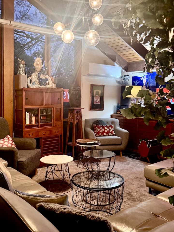 A Soulful Sanctuary Among The Treetops - Lilydale