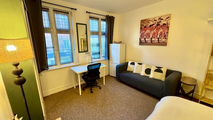 3 Bed Watford Highstreet Haven Harry Potter Studio - Watford