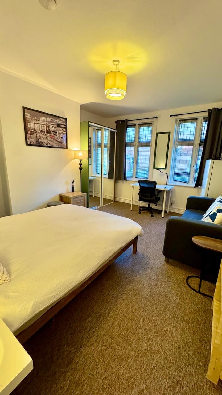 3 Bed Watford Highstreet Haven Harry Potter Studio - Watford