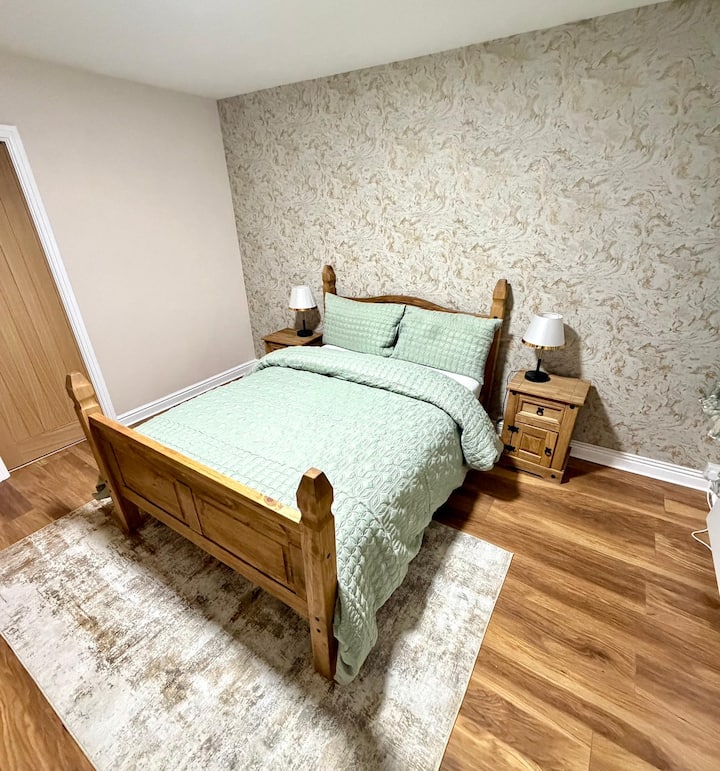 Economy Double Room - Glossop