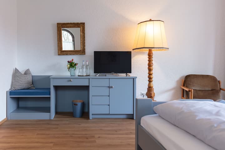 Double Room On The First Floor At Hotel Bihler - Bad Aibling