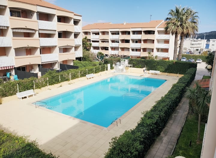T2 Climatisé Dans Résidence Avec Piscine - Toulon