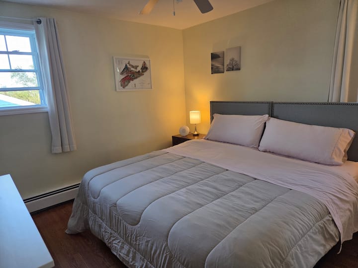 Cozy Halifax Home With Fenced Yard - Halifax, NS, Canadá