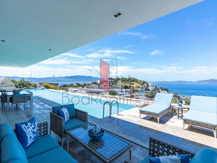 2 Infinity Pools | Private Villa,sea & Sunset View - Turgutreis