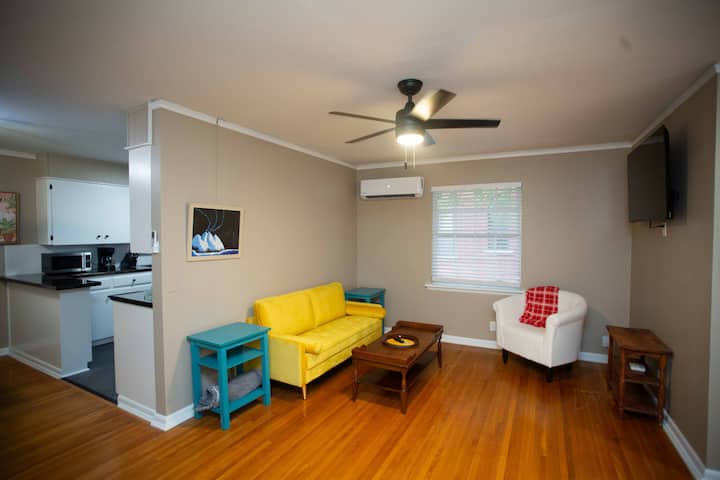 Cozy Gated One Bedroom In Soma - Little Rock, AR