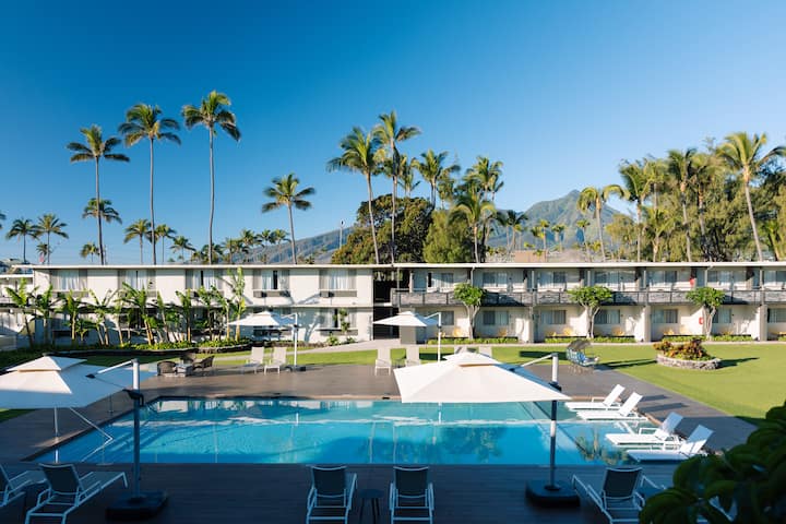 2 Stylish Units | 1.9 Mi To Kanaha Beach Park - Maui, HI