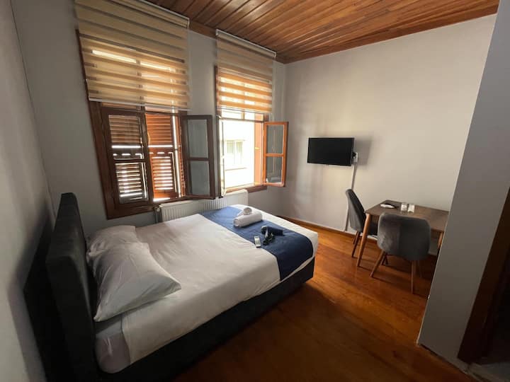 Double Bed Inkaya Room - Bursa