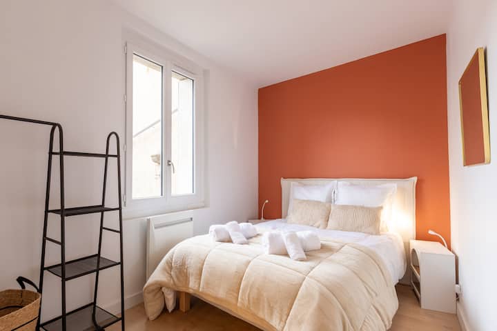 Grand T2 Chaleureux – Cité Médiévale & Tout à Pied - Montluçon