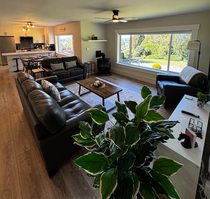 Hillcrest Haven - Langley