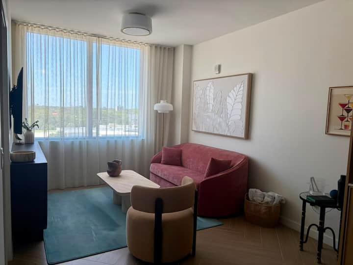 Luxury Designer Retreat In Wynwood / 2br - Miami, FL
