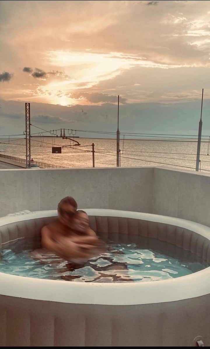 Villa Fronte Mare Con Ampio Terrazzo - Rodi Garganico
