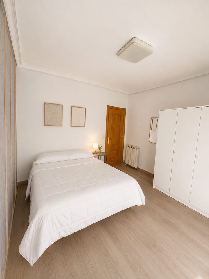 Apartamento Céntrico Con Urbanización - Majadahonda