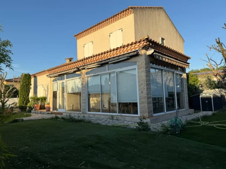 Agréable Villa - Lattes