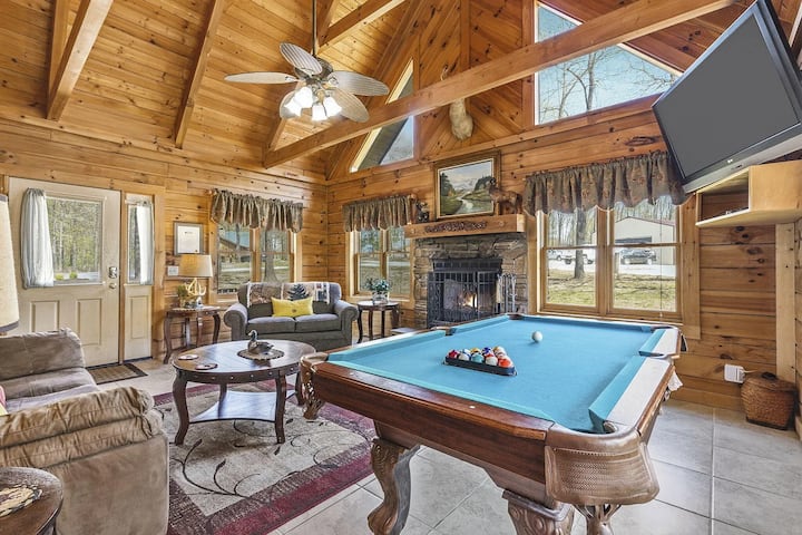 Log Cabin Near Bigcedar_free Tix_hottub_billiards - Ridgedale, MO