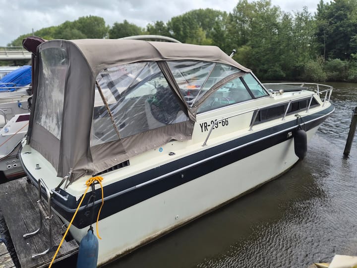 Floating Caravan Boat Close To Amsterdam - Zaandam