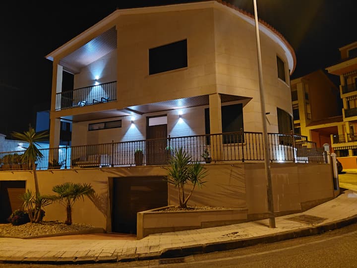 A Casa De Aliciña En Sanxenxo - Combarro