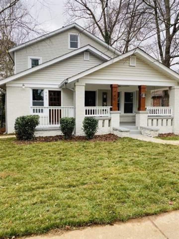 Modern Home Fit For The World Cup - Decatur, GA