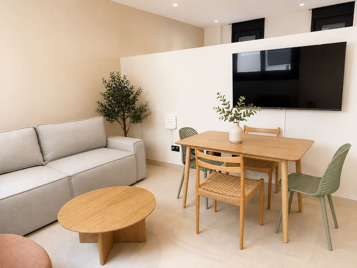 Séville | Wifi | Ac | Santa Justa | 4 Personnes - Seville, Spain
