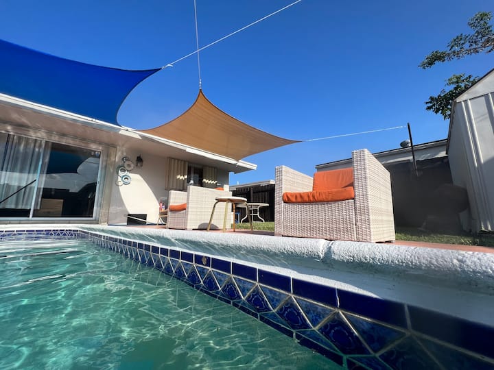 Pool House 10 Minutesto Hard Rock Stadium - Pembroke Pines, FL