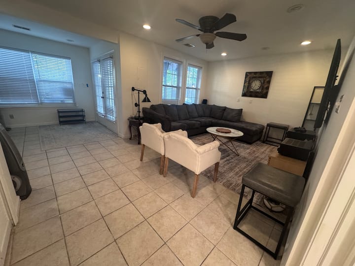 Private Suite In The Heart Of Ashburn - Leesburg, VA