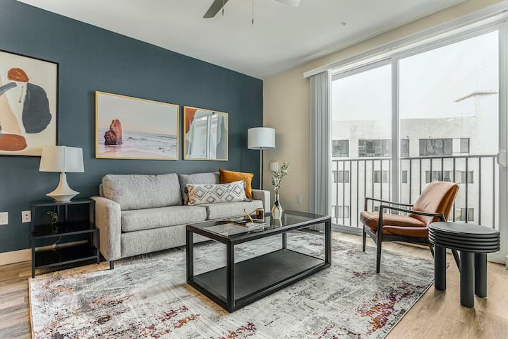 Landing | Amazing 2bd, Clubhouse, Gym - Altamonte Springs, FL