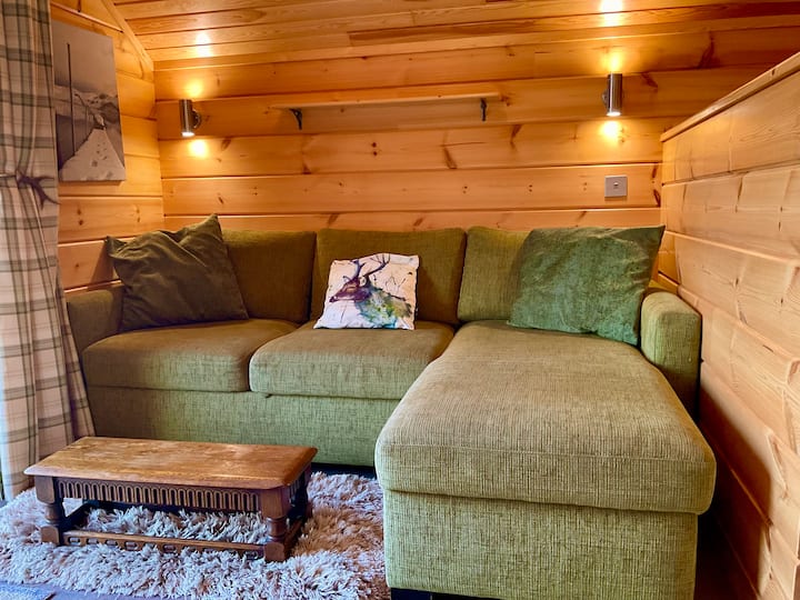 Cabin Mossy, Tigh Brachen Bothies Diabaig Torridon - Skye