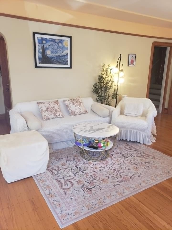 Spacious 2 Bedroom House W Nice Garden & Parking - Berkeley, CA