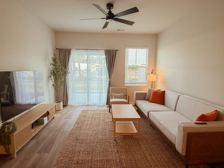 Spacious Brand-new Home With Pool | Sleeps 10 - Conway, SC