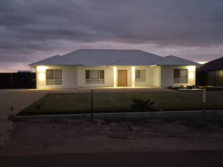 Paringa Escape - Paringa