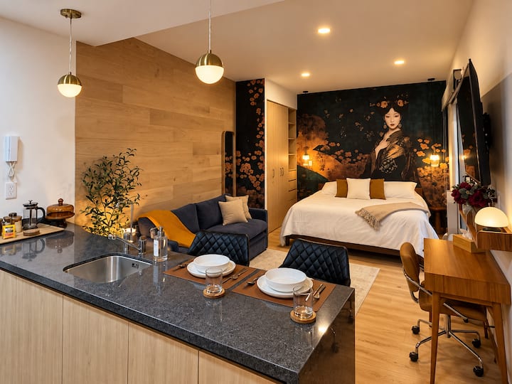 The Roma Edit.
Designer Loft With Pool & Jacuzzi - Mexico