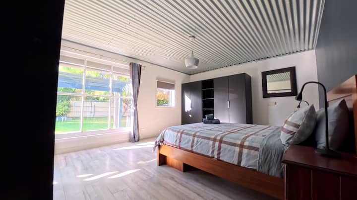 Spacious, Boutique Granny Flat In Orbost - Orbost