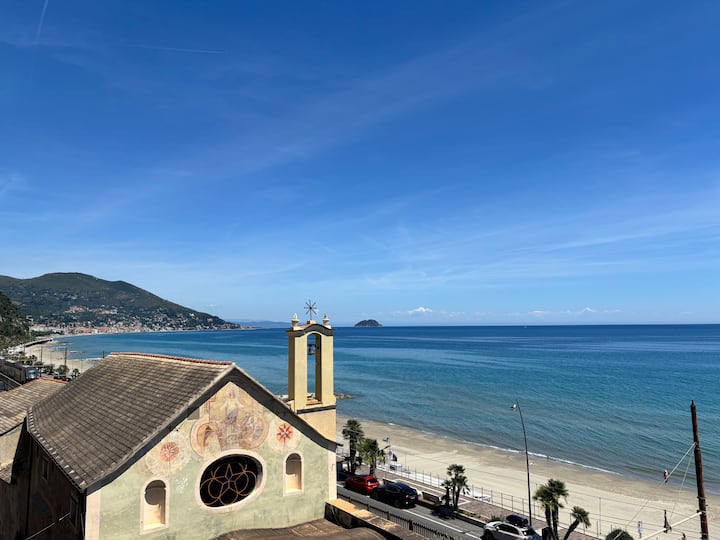 Trilocale Con Splendida Vista Mare Centrale - Andora