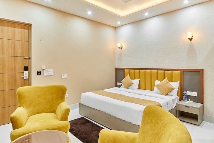 Hotel Saatviik99 - Serene Room - New Tehri