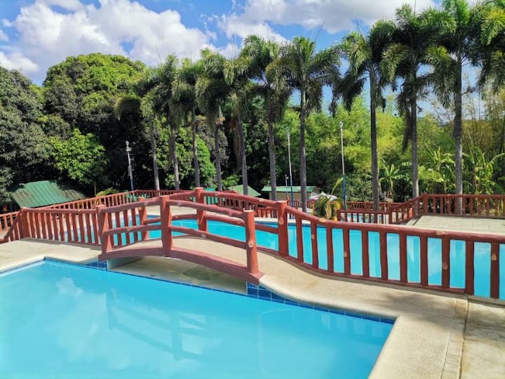 Villa Gamboa Resort! — Family Home Away From Home… - Batangas