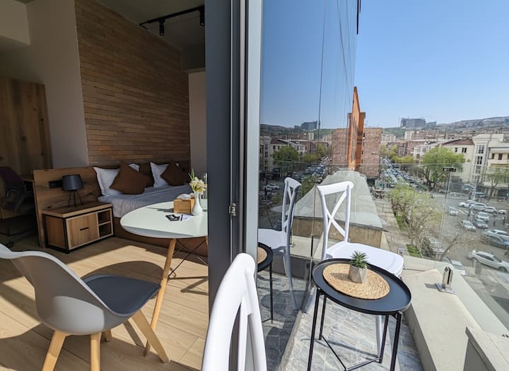 Studio Balcony And Panoramic View - Armenia