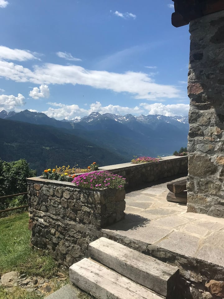 Baita Galét 20 Minuti Da Tirano Immersa Nel Verde - Tirano