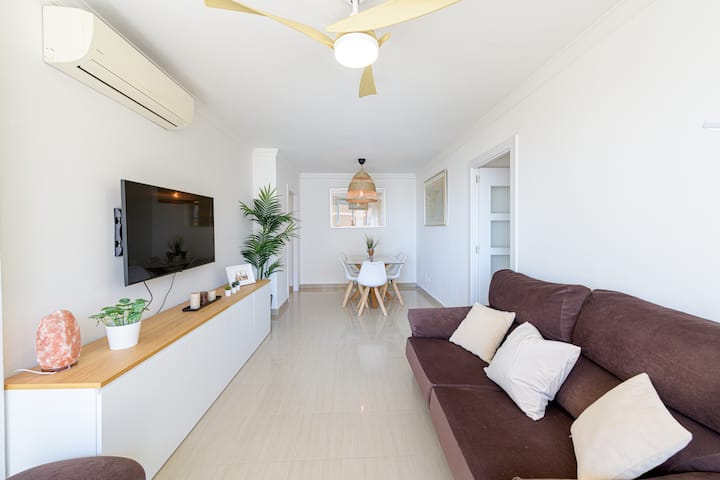 Wintowinrentals Huelin Views, Free Parking, Beach - Málaga
