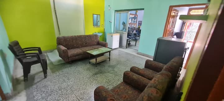 Park & Stadium Facing Furnished 1bhk Home
+Gas Stv - Lucknow