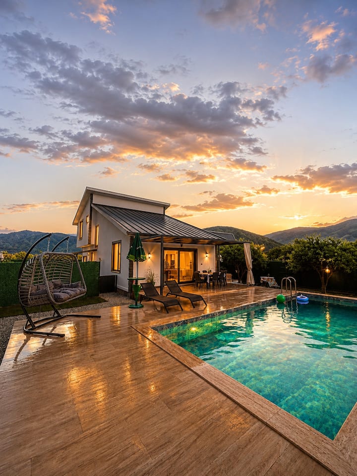4 Yatak Odalı Lüks Villa Geniş ÖZel Havuz Toparlar - Köyceğiz