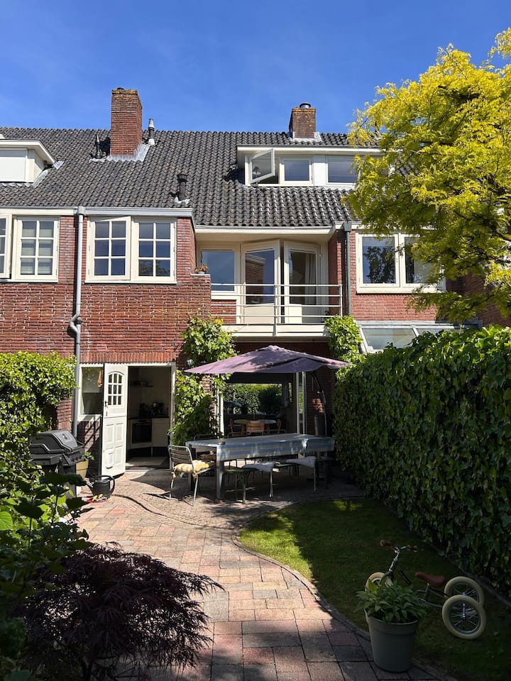Cozy Spacious Family House, Nature & City Nearby - Hilversum