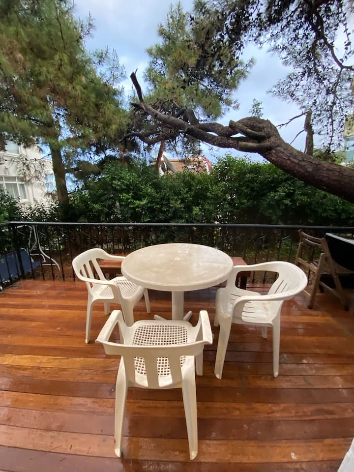 Island Paradise With Garden & Patio - Heybeliada