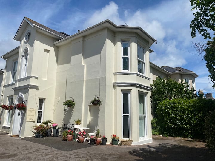 Apartment 2 - Torquay, UK