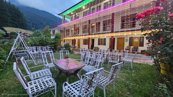 15 Deluxe Rooms Near Mall Road Capacity 45 Persons - Manali