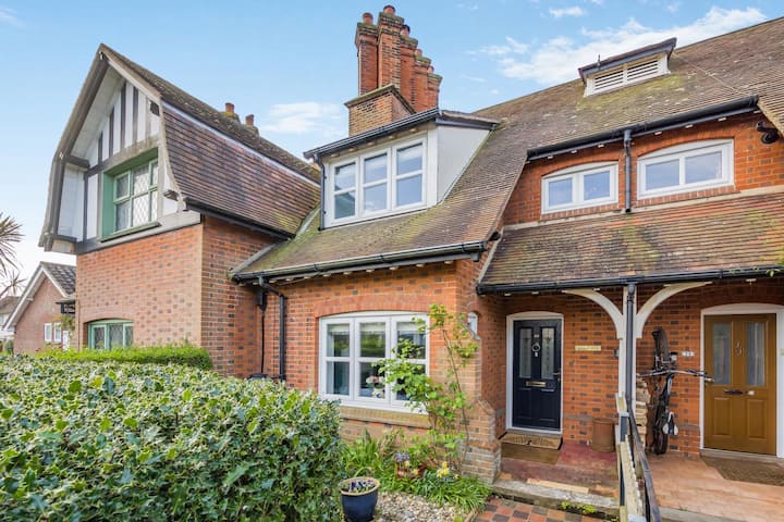 2 Bed In Felixstowe (Oc-b36903) - Felixstowe