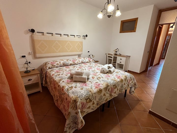 Il Nido, Camera Matrimoniale Posada - Posada