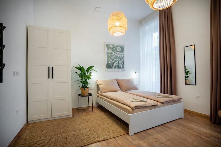 Serenita-quasi Rooms - Eger
