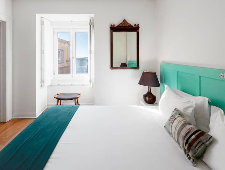 Lsa Palácio Camões | 2 Bedroom Apartment, Terrace - Lisbon